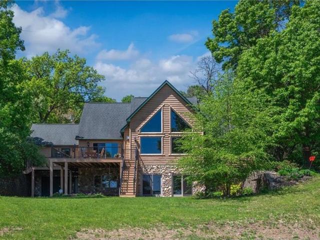 1898 60th Ave, Osceola, WI 54020