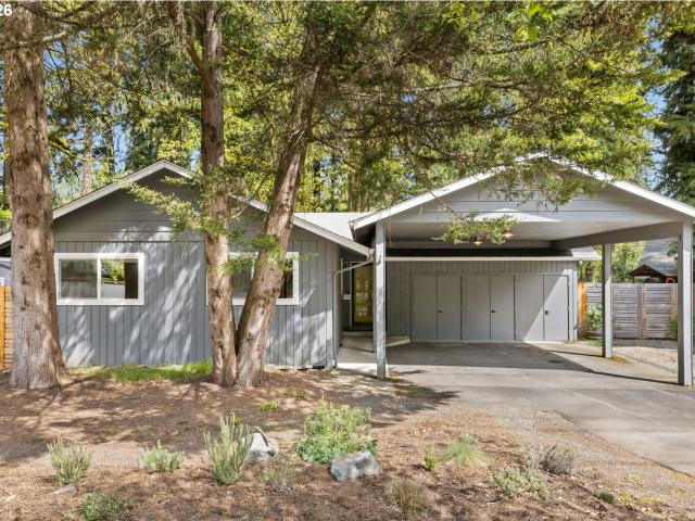 1899 Country Club Rd, Lake Oswego, OR 97034 | MLS #526575 | Compass