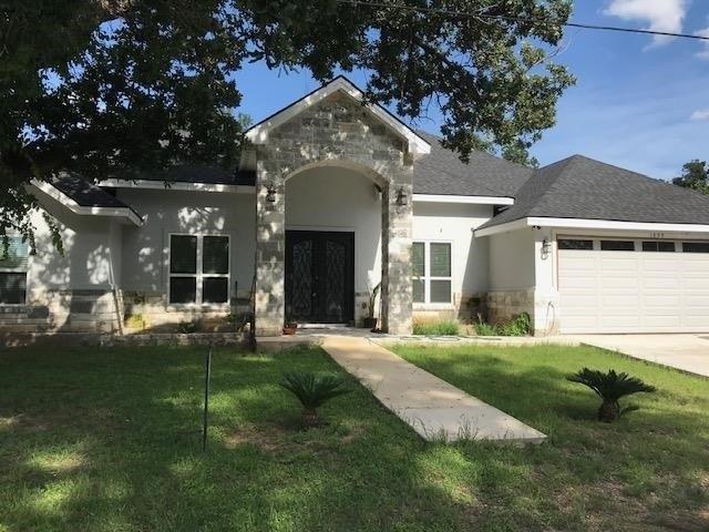 1899 Viewcrest Dr, Granite Shoals, TX 78654