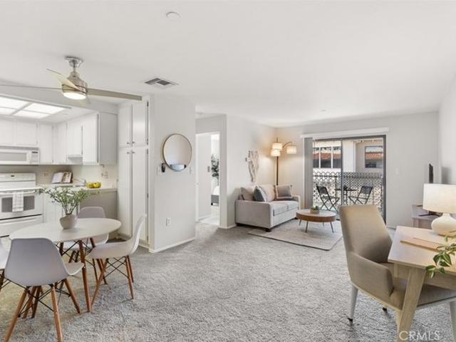18900 Delaware St Unit 48, Huntington Beach, CA 92648