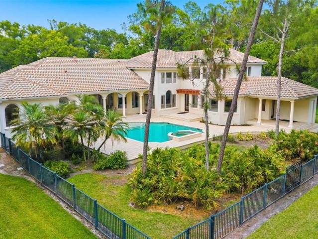 18901 Lakes Edge Way, Odessa, FL 33556 | MLS #TB8507
