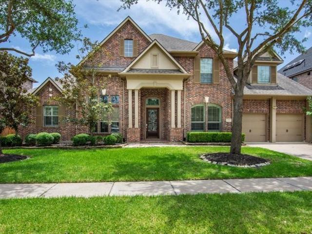 18901 N Bee Cave Springs Cir, Cypress, TX 77433