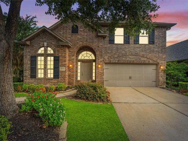 18906 Cove Pointe Dr, Cypress, TX 77433