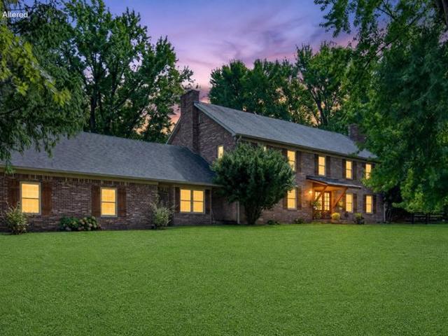 1890 Pope Rd, Danville, KY 40422