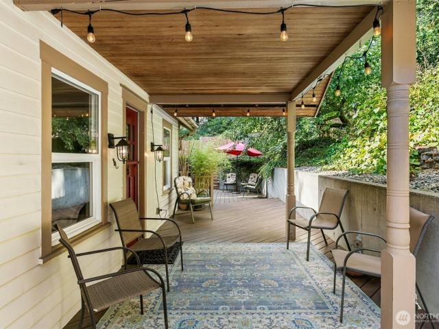 1890 st Ave NE, Kenmore, WA 98028 | MLS #2514 | Compass
