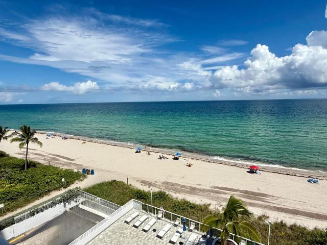 1890 S Ocean Drive, Hallandale Beach, FL