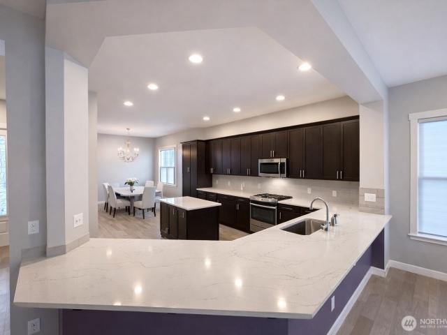 18914 th Street E
