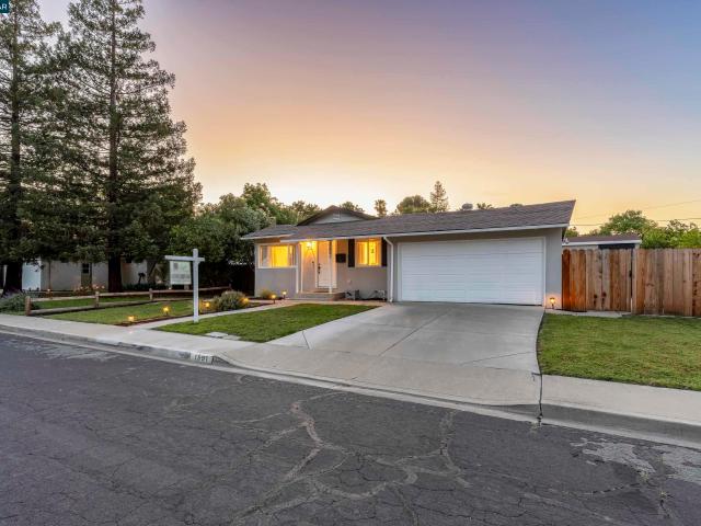 1891 Gilly Ln, Concord, CA 94518 | MLS #41131 | Compass