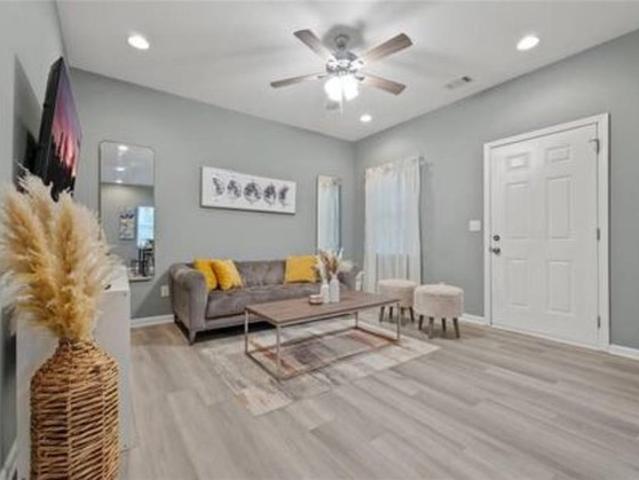1891 Tremont Dr NW, Atlanta, GA 30314