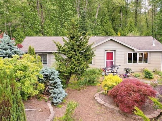 18927 Routon Ln, Burlington, WA 98233