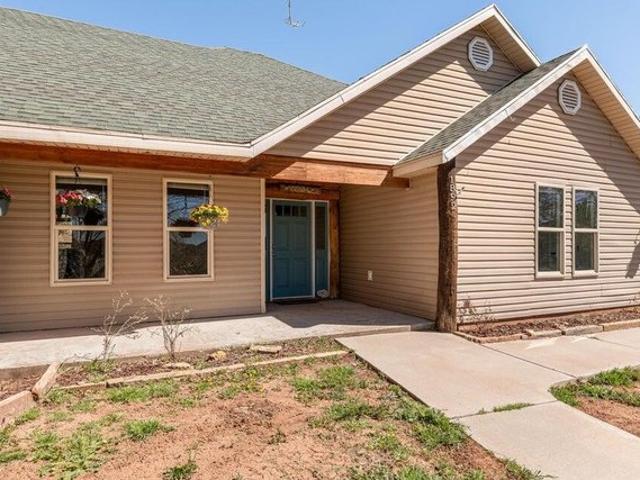 1892 N Golden Delicious Dr, Apple Valley, UT 84737