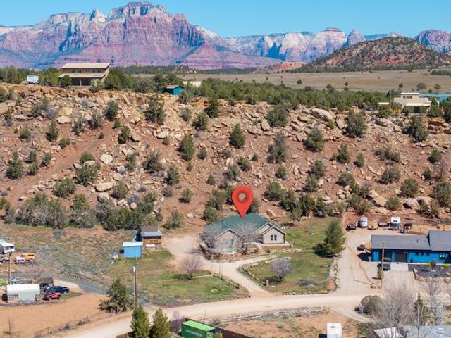 1892 N Golden Delicious Dr, Apple Valley, UT 84737