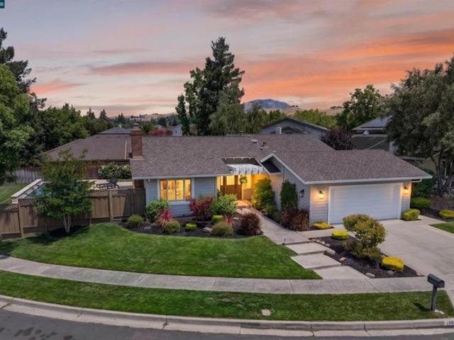 1892 Saint Norbert Dr, Danville, CA 94526