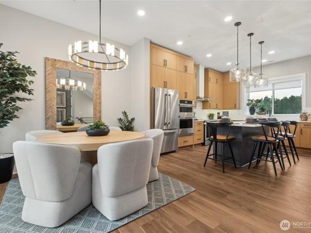 1892 th Pl NE Unit B, Bothell, WA 98011