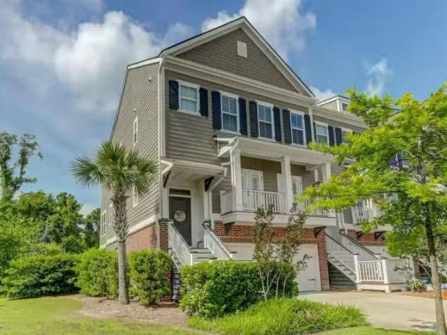 1893 Carolina Towne Court, Mount Pleasant, SC 29464