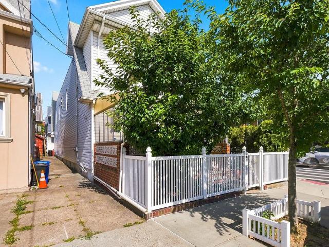1893 West 11th Street