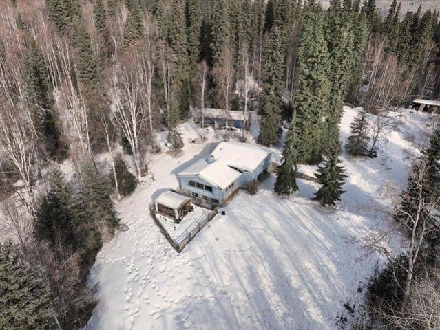 1893 Woodbine Dr, Fairbanks, AK 99709