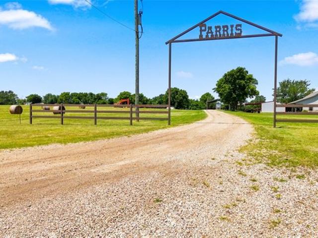 189 County Road 3090, Ben Franklin, TX 75415
