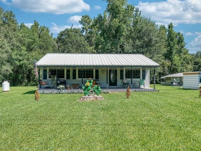 189 County Road 784, Buna, TX 77612