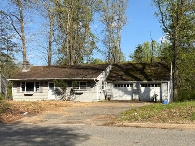 189 Center Grove Rd, Randolph, NJ 07869