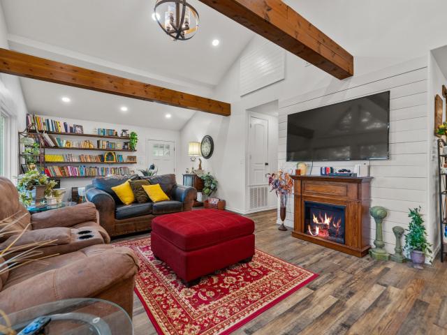 189 Crepe Myrtle Trail