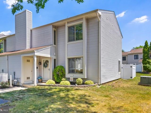 189 Cypress Ct, Marlton, NJ 08053