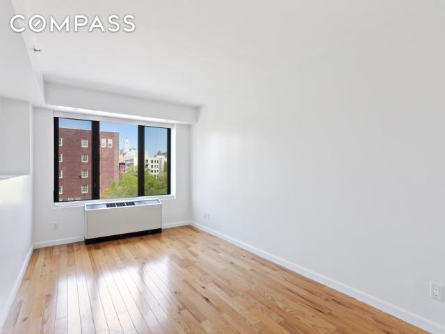 189 Avenue C, New York, NY