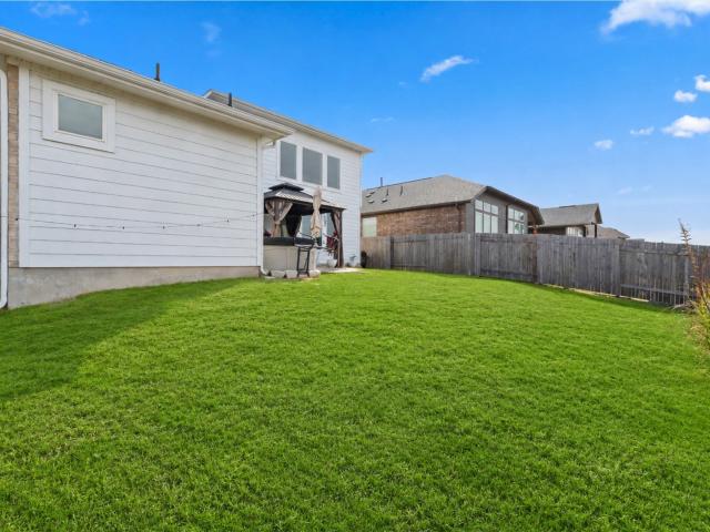 189 Durian Loop, Buda, TX 78610 | MLS #9646
