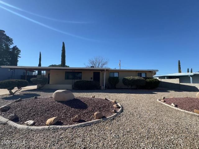 189 e james drive