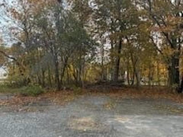 189 Eldridge Rd, Wells, ME 04090