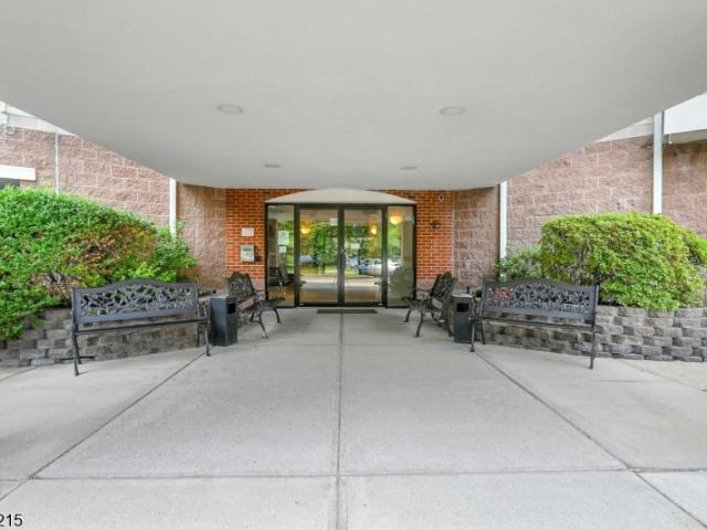 189 Forest Ave # 213