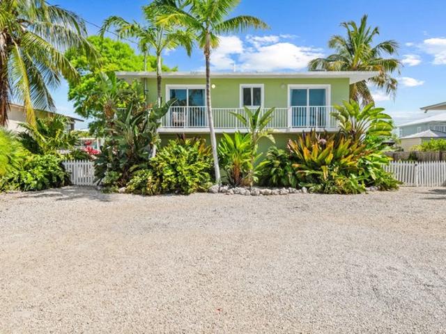 189 Ocean Dr, Plantation Key, FL 33070