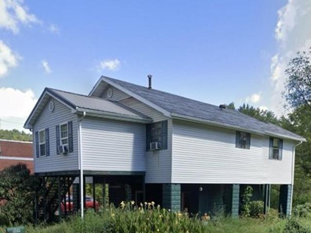189 Lone Jack School Rd, Fourmile, KY 40939