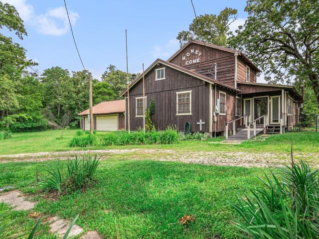 189 Lake Livingston Blvd, Livingston, TX 77351 | MLS #12050 | Compass