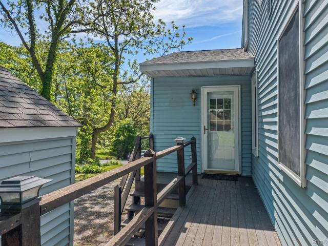 189 Lakeside Road