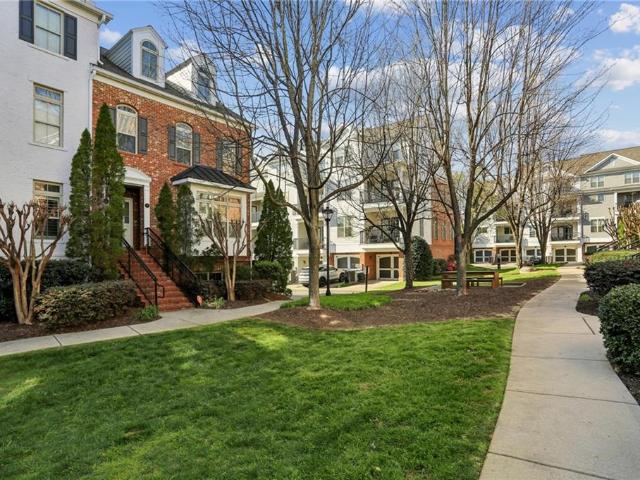 189 Le Gran Ct NE, Atlanta, GA 30328 | Compass