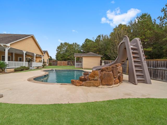 189 Northwood Park, Livingston, TX 77351 | MLS #63267