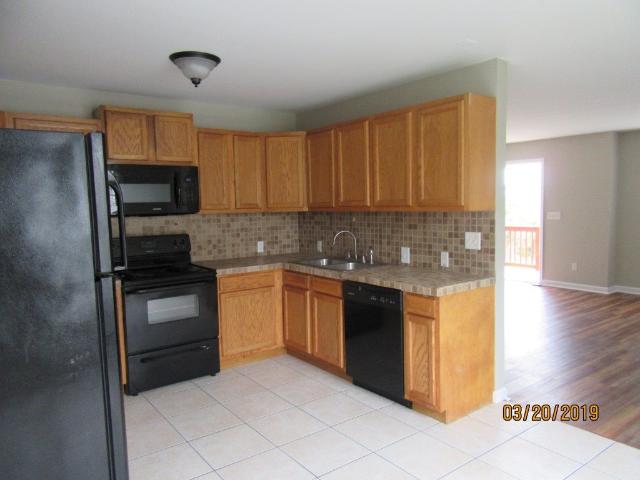 189 Sawhorse Dr. D