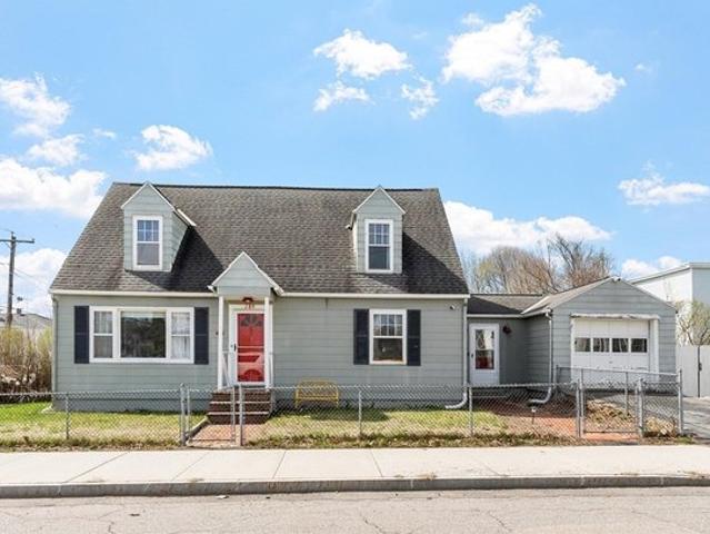 189 Spruce St, Leominster, MA 01453
