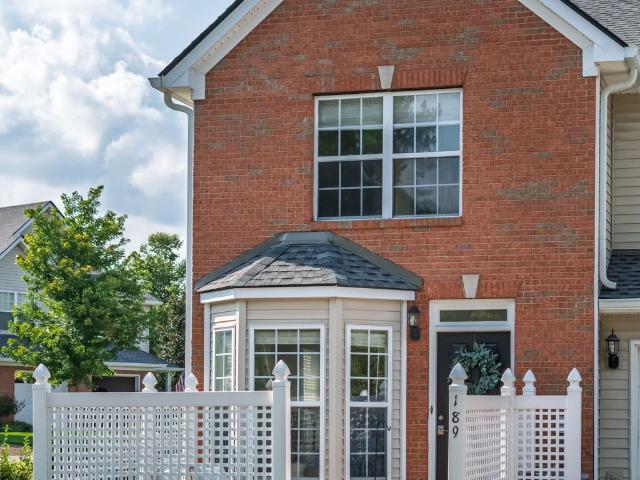 189 Stanton Hall Ln