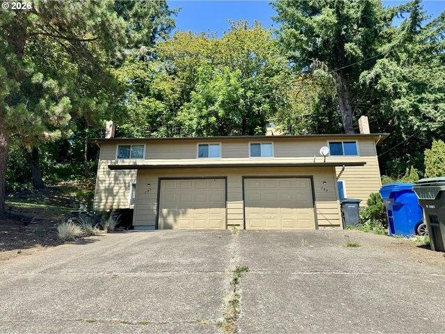 189 Stoneway Dr NW, Salem, OR 97304
