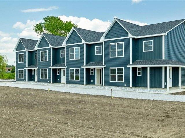 189 Pearl St Unit 103, Saint Albans City, VT 05478
