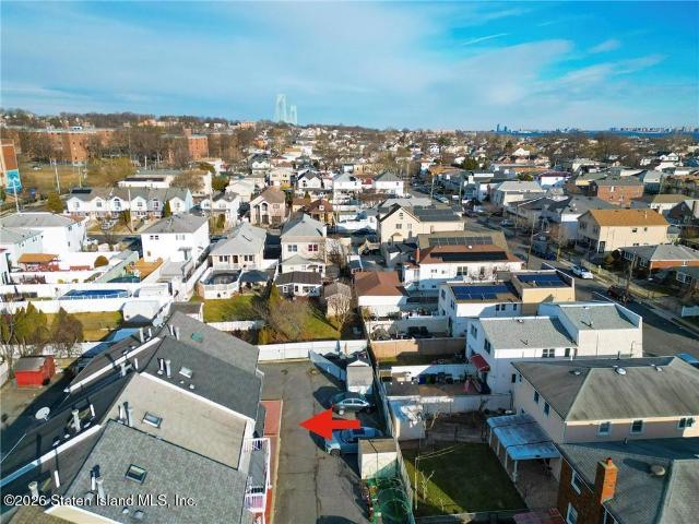 189 Quintard Street