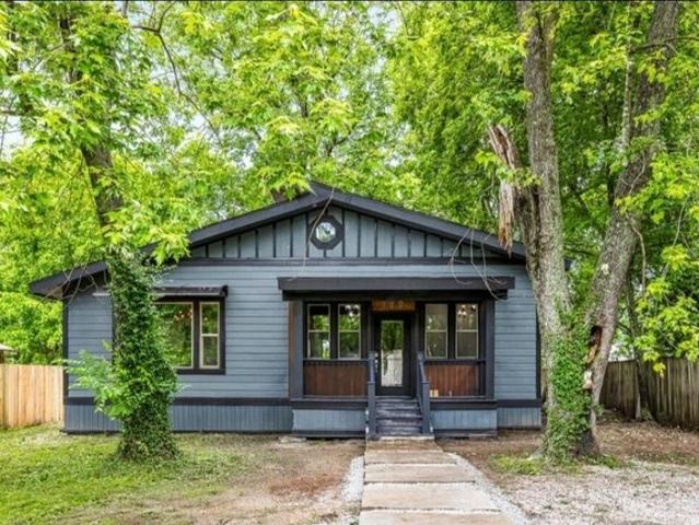 189 Walnut St, Sparta, MO 65753