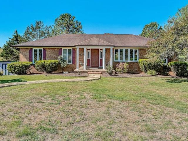 189 Westridge Dr, Daleville, VA 24083