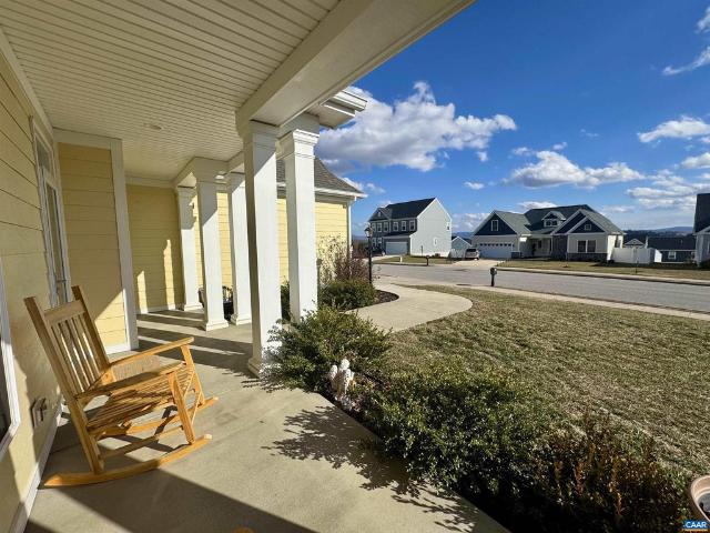 189 Windsor Dr