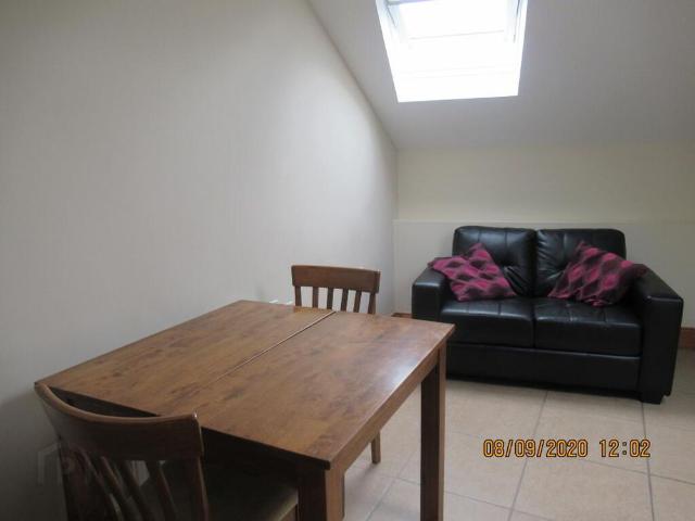 18, 81 Fitzroy Avenue, Belfast, BT7 1HT