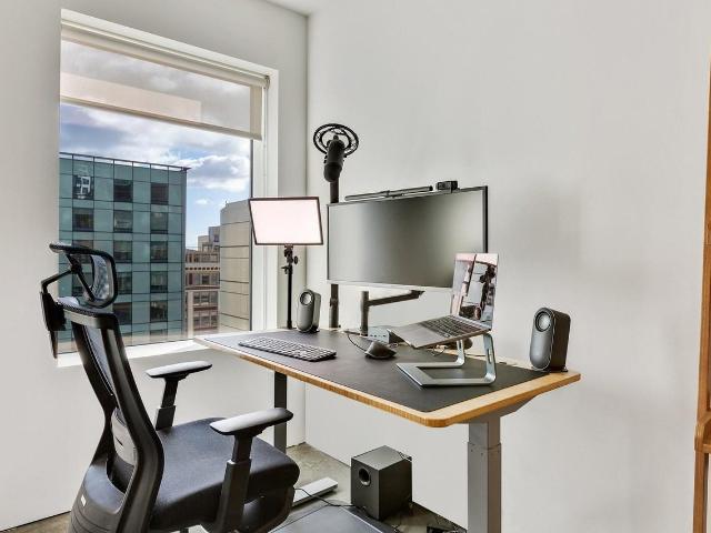 18 10th Street Studio Apartment for Rent at 18 10th St #1315, San Francisco, CA 94103 SOMA
