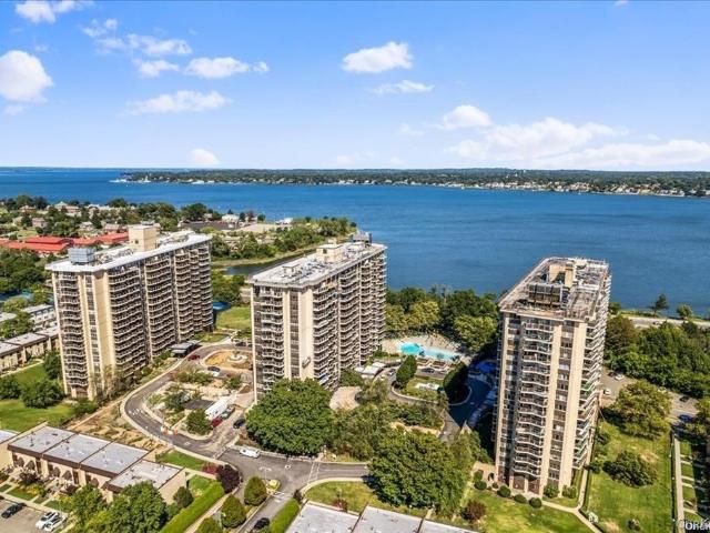 18 15 th Street 10D
