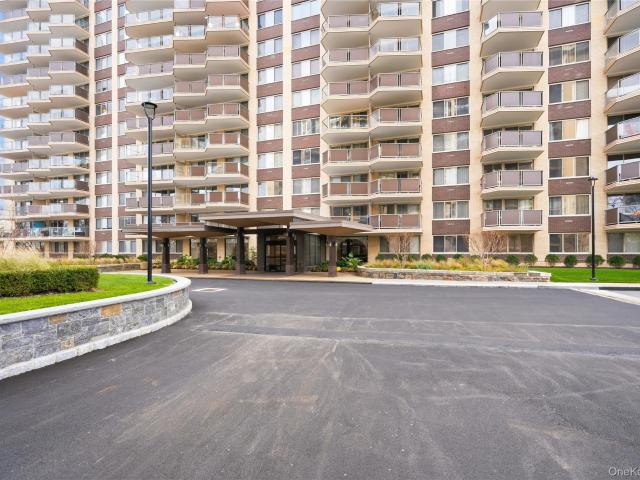 18 15 th Street 14S